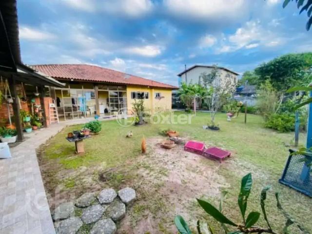 Casa / Sobrado para Venda em Florianópolis/SC Barra da Lagoa 5 Quartos