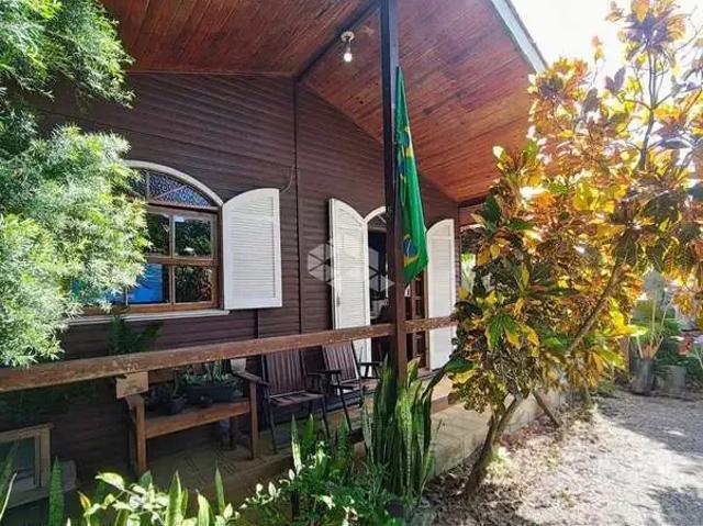 Casa / Sobrado para Venda em Florianópolis/SC Barra da Lagoa 5 Quartos