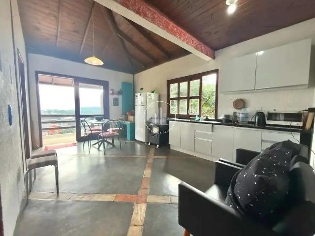 Casa / Sobrado para Venda em Florianópolis/SC Barra da Lagoa 5 Quartos