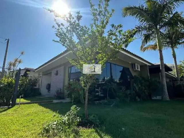 Casa / Sobrado para Venda em Florianópolis/SC Estreito 3 Quartos