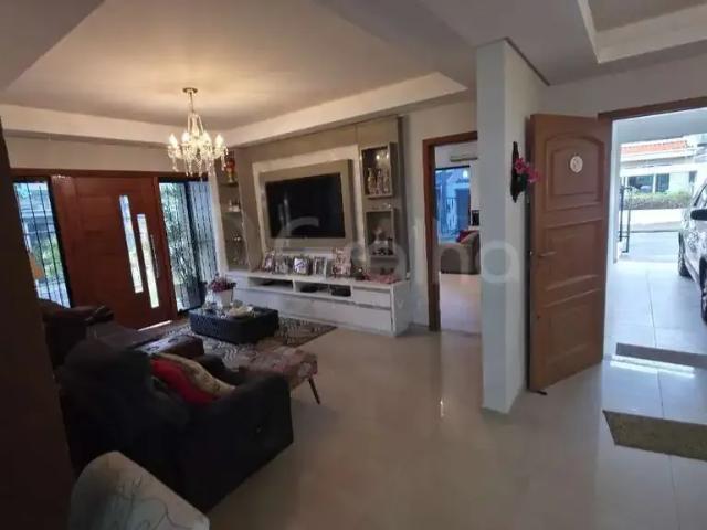 Casa / Sobrado para Venda em Florianópolis/SC Estreito 2 Quartos