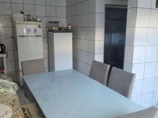 Casa / Sobrado para Venda em Florianópolis/SC Estreito 2 Quartos