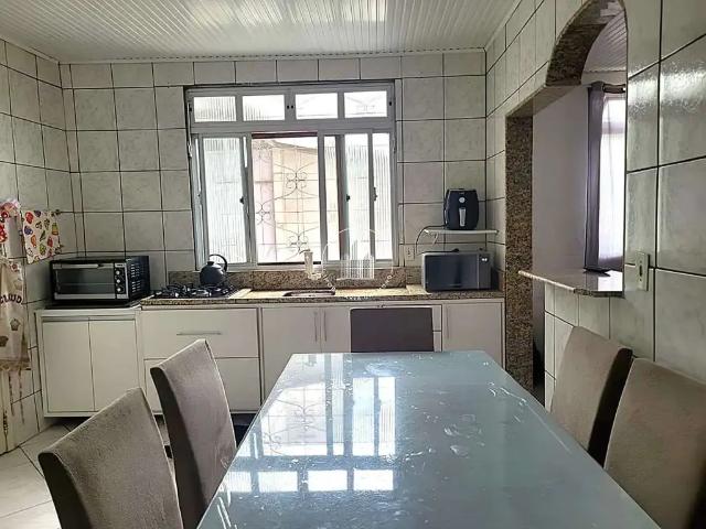 Casa / Sobrado para Venda em Florianópolis/SC Estreito 2 Quartos