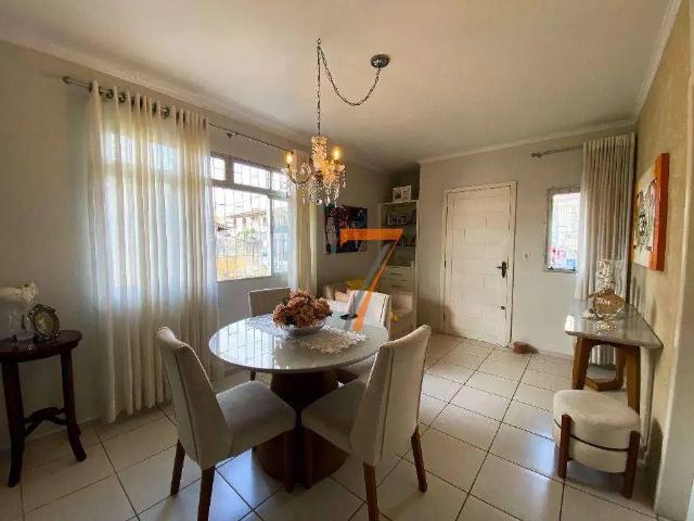 Casa / Sobrado para Venda em Florianópolis/SC Estreito 4 Quartos