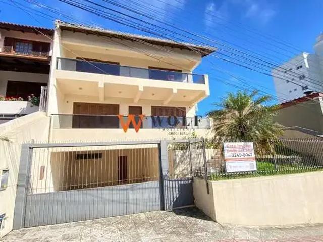Casa / Sobrado para Venda em Florianópolis/SC Estreito 6 Quartos