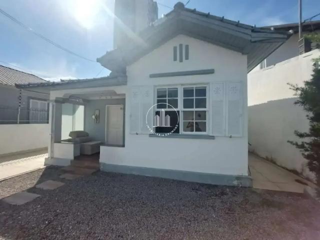 Casa / Sobrado para Venda em Florianópolis/SC Estreito 5 Quartos
