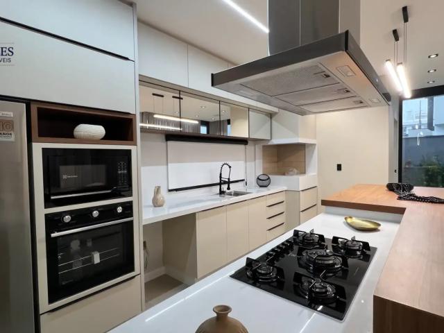 Casa / Sobrado para Venda em Florianópolis/SC Ingleses 3 Quartos