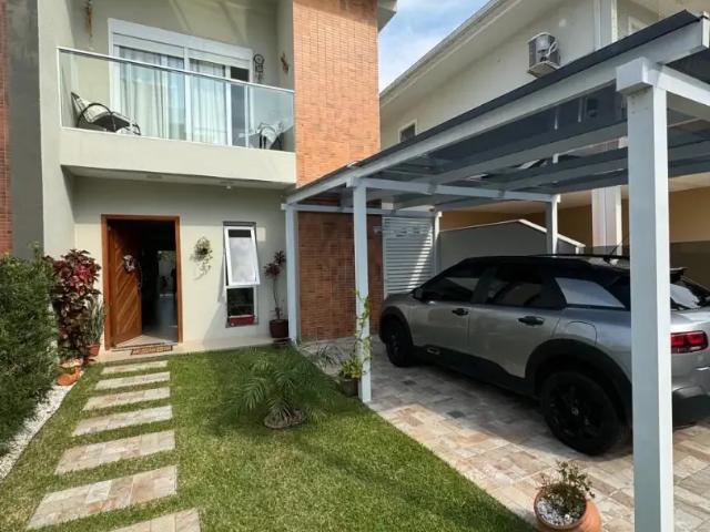 Casa / Sobrado para Venda em Florianópolis/SC Ingleses 3 Quartos