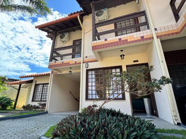 Casa / Sobrado para Venda em Florianópolis/SC Ingleses 3 Quartos