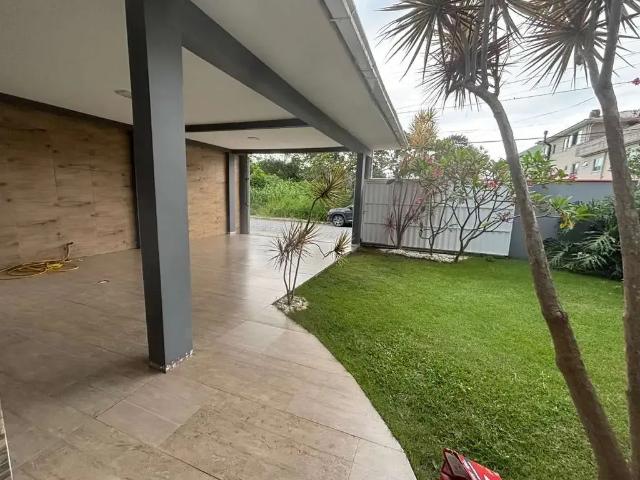 Casa / Sobrado para Venda em Florianópolis/SC Ingleses 3 Quartos