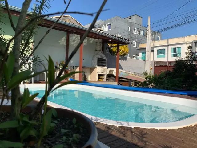 Casa / Sobrado para Venda em Florianópolis/SC Ingleses 3 Quartos