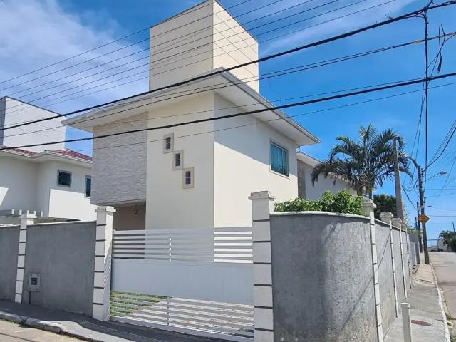 Casa / Sobrado para Venda em Florianópolis/SC Ingleses 2 Quartos