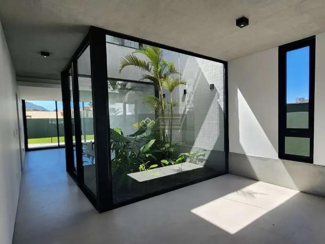 Casa / Sobrado para Venda em Florianópolis/SC Ingleses do Rio Vermelho 3 Quartos