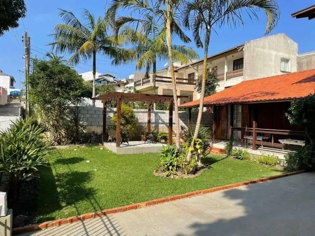 Casa / Sobrado para Venda em Florianópolis/SC Ingleses do Rio Vermelho 3 Quartos
