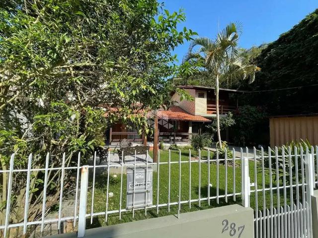 Casa / Sobrado para Venda em Florianópolis/SC Ingleses do Rio Vermelho 3 Quartos
