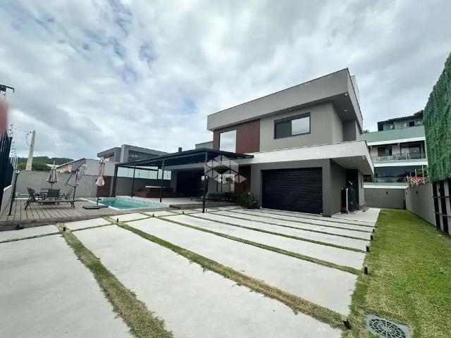 Casa / Sobrado para Venda em Florianópolis/SC Ingleses do Rio Vermelho 4 Quartos