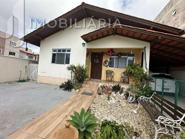 Casa / Sobrado para Venda em Florianópolis/SC Ingleses do Rio Vermelho 4 Quartos