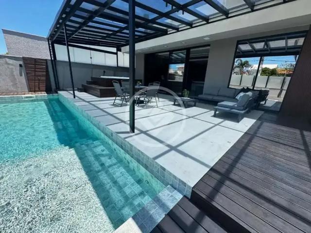 Casa / Sobrado para Venda em Florianópolis/SC Ingleses do Rio Vermelho 4 Quartos