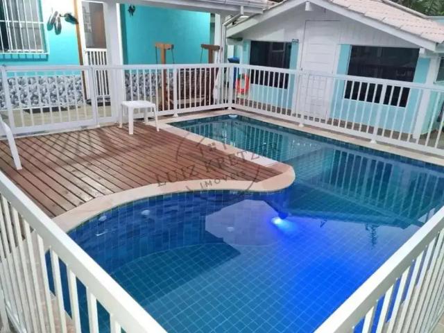 Casa / Sobrado para Venda em Florianópolis/SC Ingleses do Rio Vermelho 5 Quartos