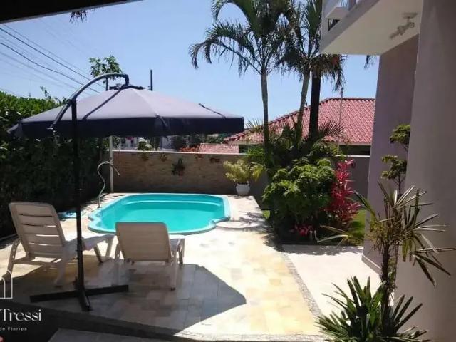 Casa / Sobrado para Venda em Florianópolis/SC Ingleses do Rio Vermelho 5 Quartos
