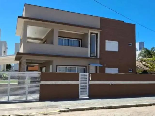 Casa / Sobrado para Venda em Florianópolis/SC Ingleses do Rio Vermelho 6 Quartos