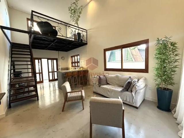 Casa / Sobrado para Venda em Florianópolis/SC Itacorubi 3 Quartos