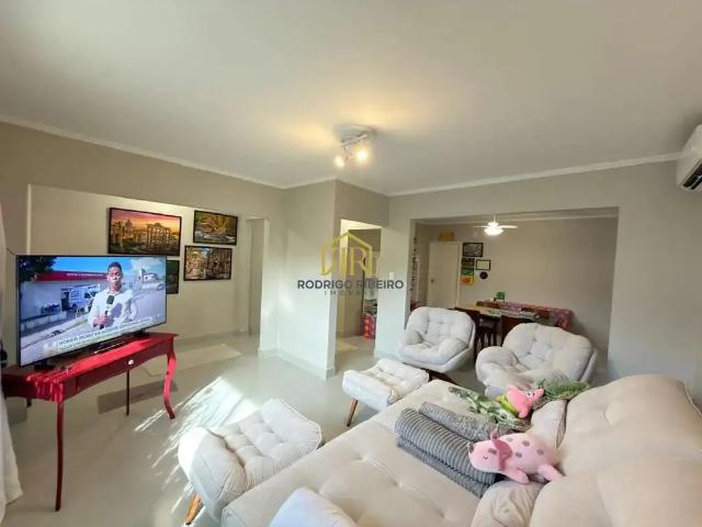 Casa / Sobrado para Venda em Florianópolis/SC Itacorubi 3 Quartos
