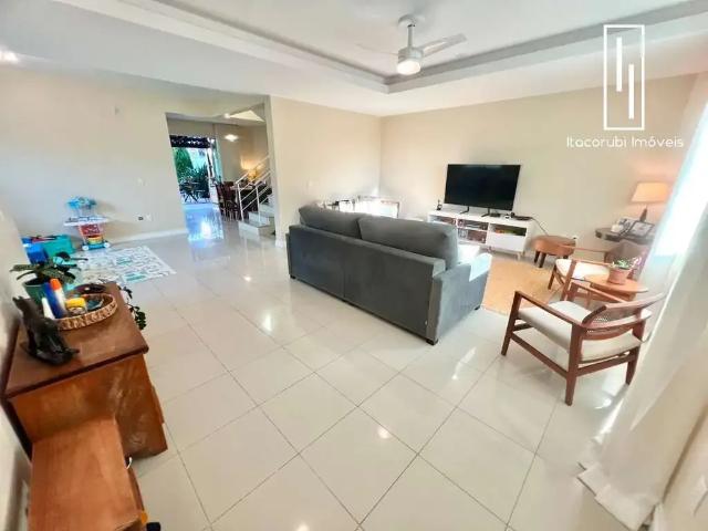 Casa / Sobrado para Venda em Florianópolis/SC Itacorubi 4 Quartos