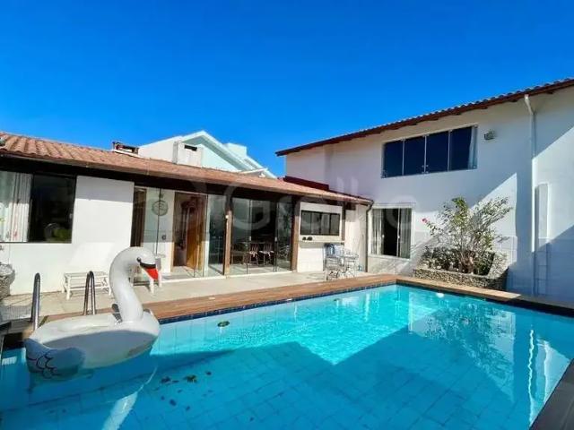 Casa / Sobrado para Venda em Florianópolis/SC Itacorubi 4 Quartos