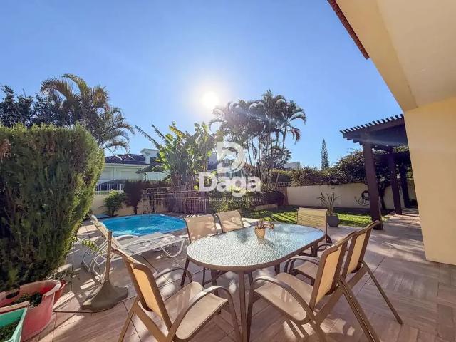 Casa / Sobrado para Venda em Florianópolis/SC Itacorubi 4 Quartos