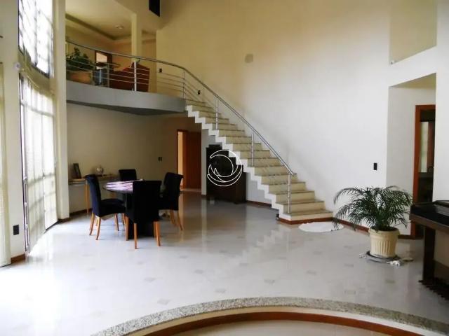 Casa / Sobrado para Venda em Florianópolis/SC Itacorubi 5 Quartos