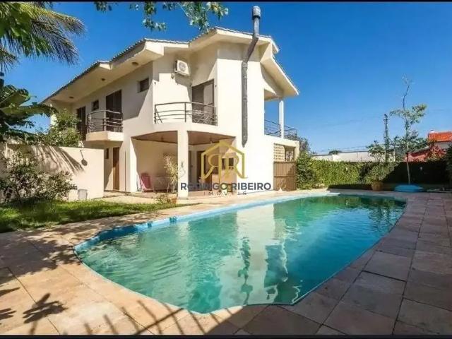 Casa / Sobrado para Venda em Florianópolis/SC Itacorubi 5 Quartos