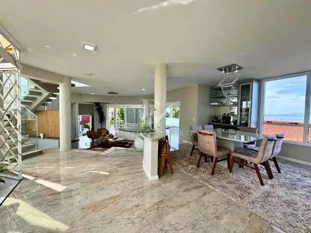 Casa / Sobrado para Venda em Florianópolis/SC Itaguaçu 3 Quartos