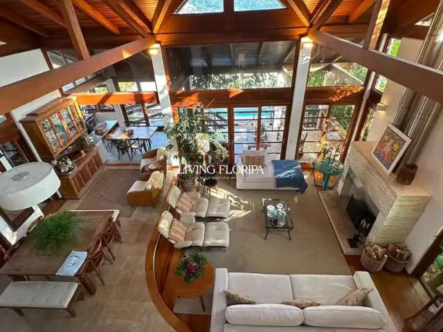 Casa / Sobrado para Venda em Florianópolis/SC João Paulo 4 Quartos