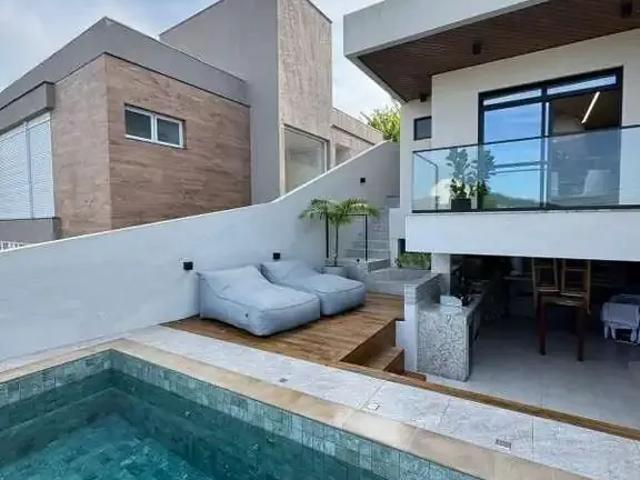 Casa / Sobrado para Venda em Florianópolis/SC João Paulo 4 Quartos