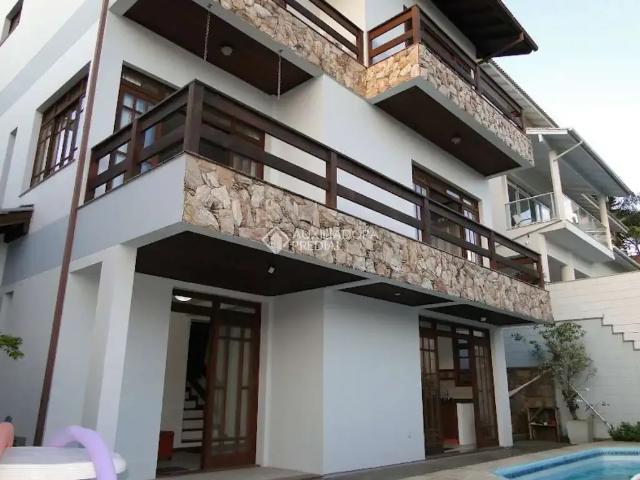 Casa / Sobrado para Venda em Florianópolis/SC João Paulo 5 Quartos