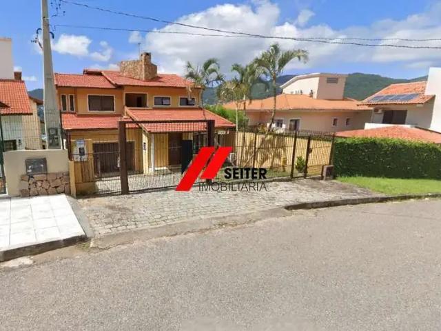Casa / Sobrado para Venda em Florianópolis/SC João Paulo 6 Quartos