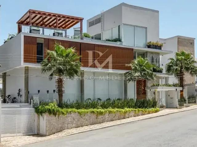 Casa / Sobrado para Venda em Florianópolis/SC João Paulo 7 Quartos