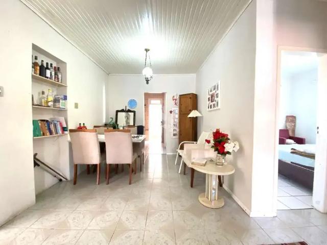 Casa / Sobrado para Venda em Florianópolis/SC Jardim Atlântico 4 Quartos