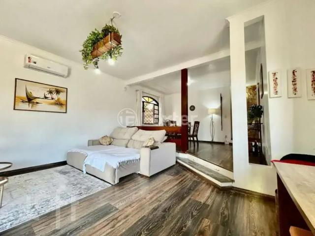 Casa / Sobrado para Venda em Florianópolis/SC Jardim Atlântico 4 Quartos