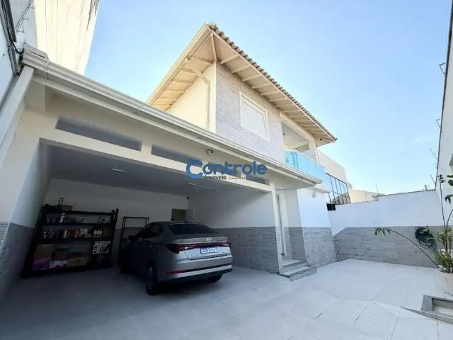 Casa / Sobrado para Venda em Florianópolis/SC Jardim Atlântico 4 Quartos
