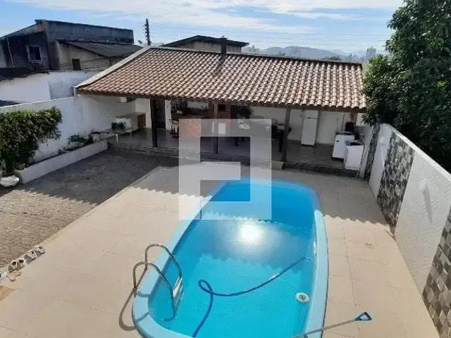 Casa / Sobrado para Venda em Florianópolis/SC Jardim Atlântico 4 Quartos