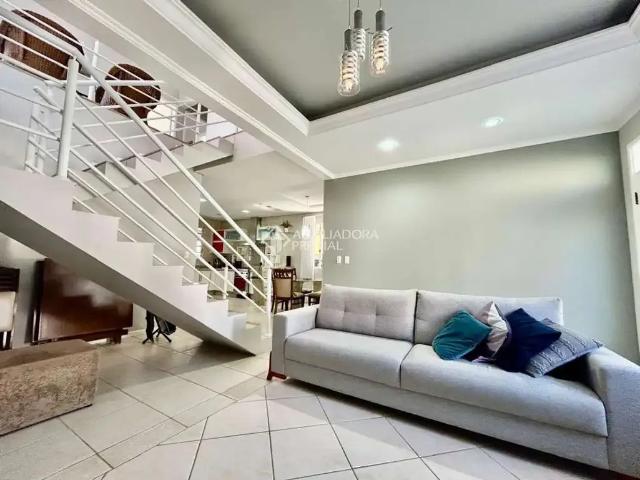 Casa / Sobrado para Venda em Florianópolis/SC Jardim Atlântico 4 Quartos