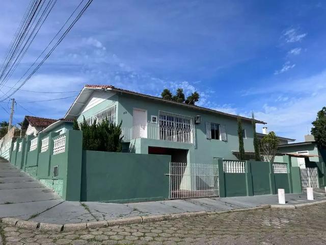 Casa / Sobrado para Venda em Florianópolis/SC Jardim Atlântico 5 Quartos