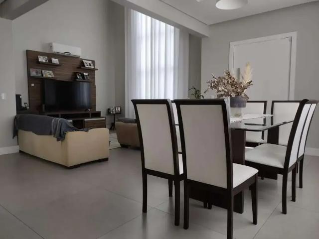 Casa / Sobrado para Venda em Florianópolis/SC Jardim Atlântico 3 Quartos