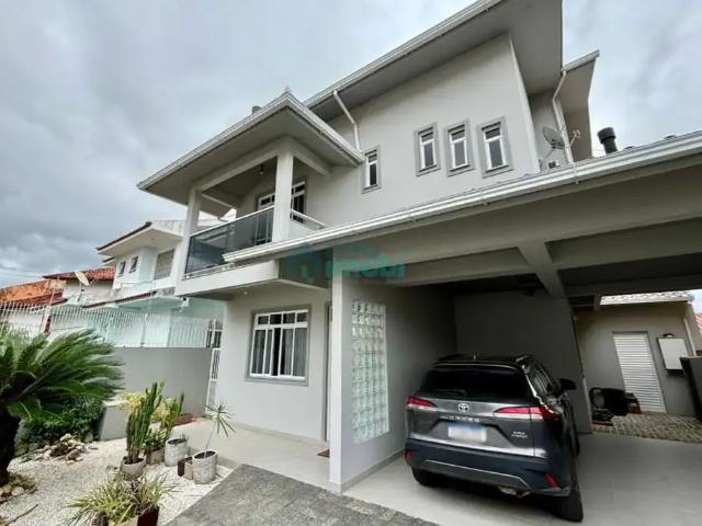 Casa / Sobrado para Venda em Florianópolis/SC Jardim Atlântico 3 Quartos