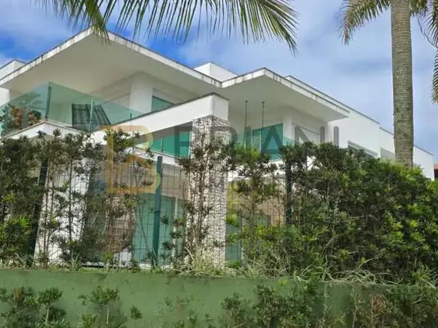 Casa / Sobrado para Venda em Florianópolis/SC Jurerê Internacional 4 Quartos