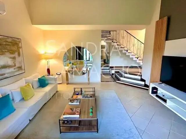 Casa / Sobrado para Venda em Florianópolis/SC Jurerê Internacional 4 Quartos
