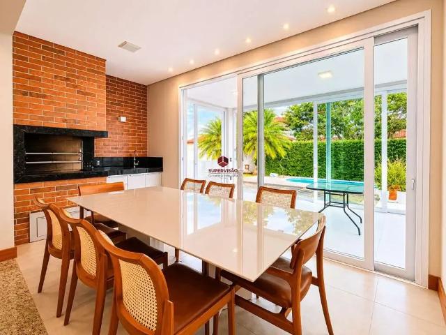 Casa / Sobrado para Venda em Florianópolis/SC Jurerê Internacional 4 Quartos