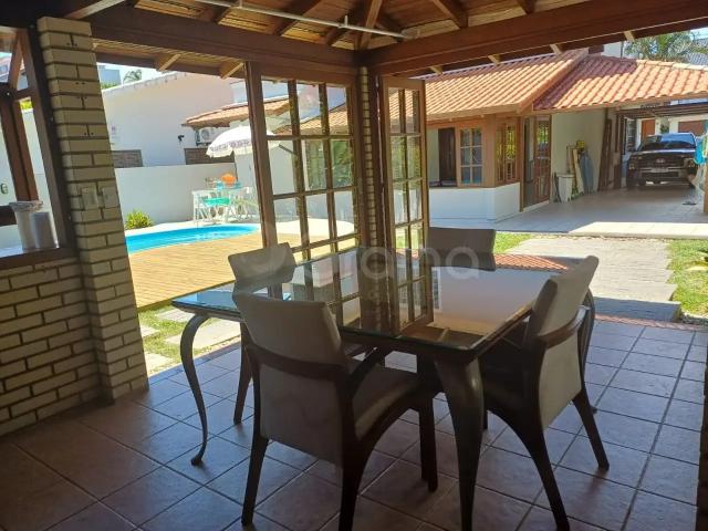 Casa / Sobrado para Venda em Florianópolis/SC Jurerê Internacional 4 Quartos